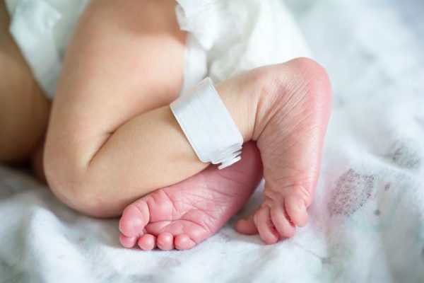 Newborn Heel Stick Test: What Is It And How Is It Done? - Kinedu Blog